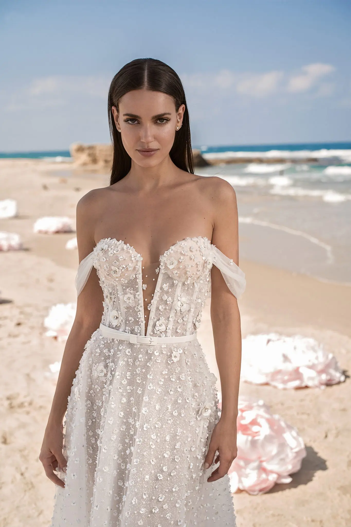 Noelle - LEE PETRA GREBENAU